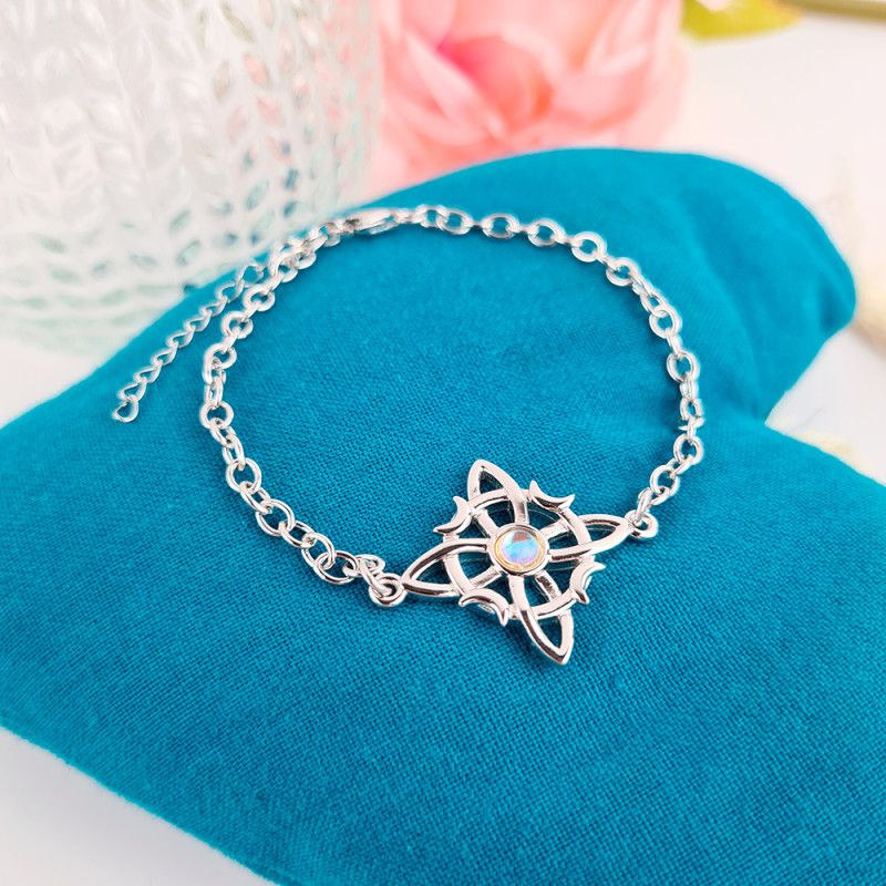 Witches Knot bracelet silver – symbolic jewelry
